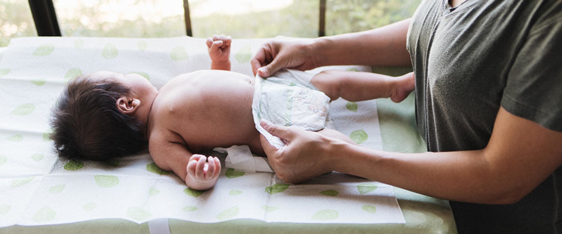 Changing a Disposable Diaper: What You Need to Know